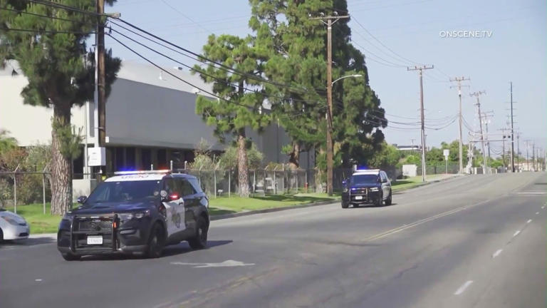 Thousands evacuated as 34,000-gallon tank spewing toxic chemicals in ...