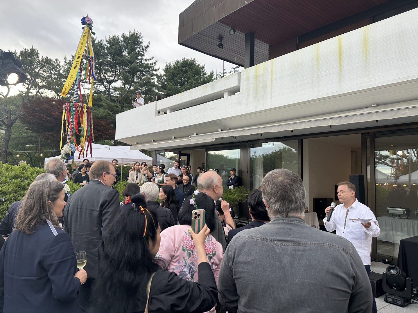 German embassy holds 'Tanz im Mai' festival at ambassador's residence