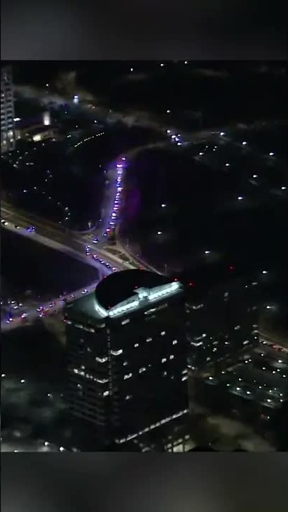 Kansas City police brighten holidays at Children's Mercy #kansascity #kcmo
