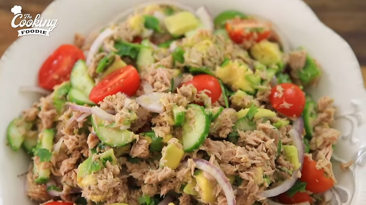 Stop eating rabbit food - these salads actually fill you up