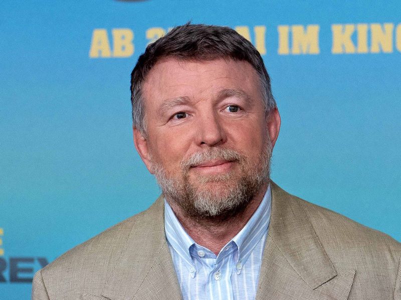 „In the Grey“: Guy Ritchie im Interview über seinen neuen ...