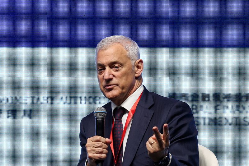 StanChart CEO apologises for 'upset caused' by AI comments