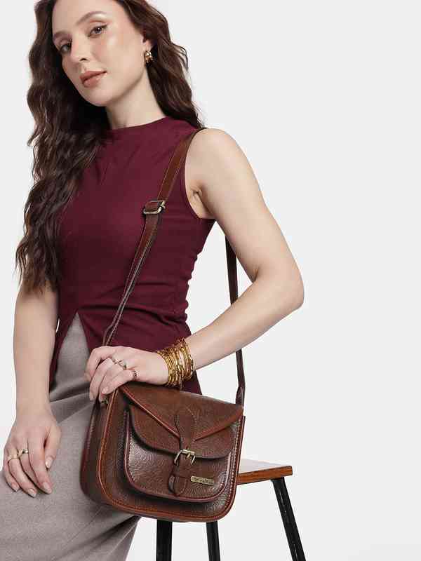 Stylish sling bags for women for everyday fashion looks