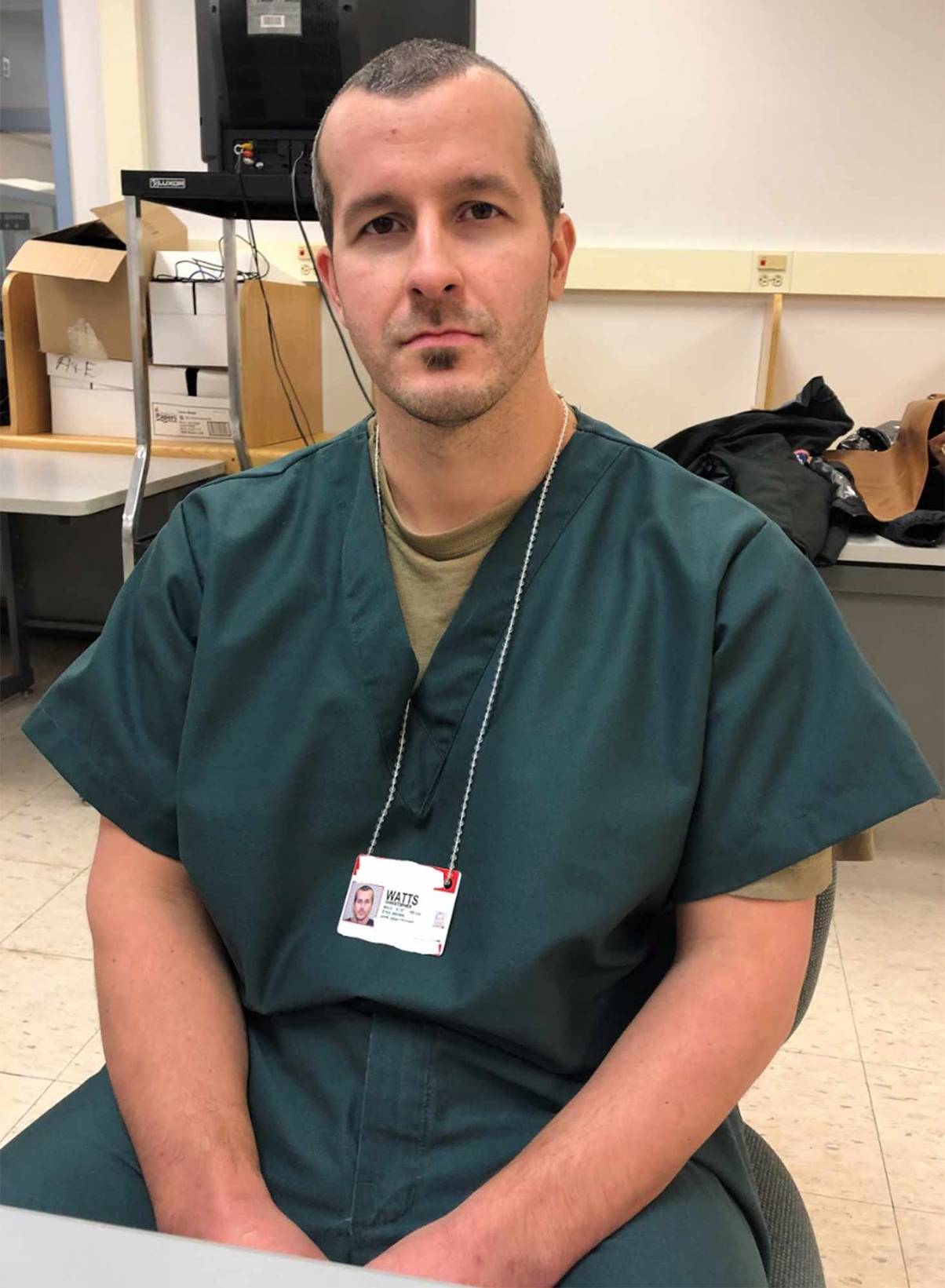 Chilling reason why Chris Watts keeps photos of his murdered wife and ...