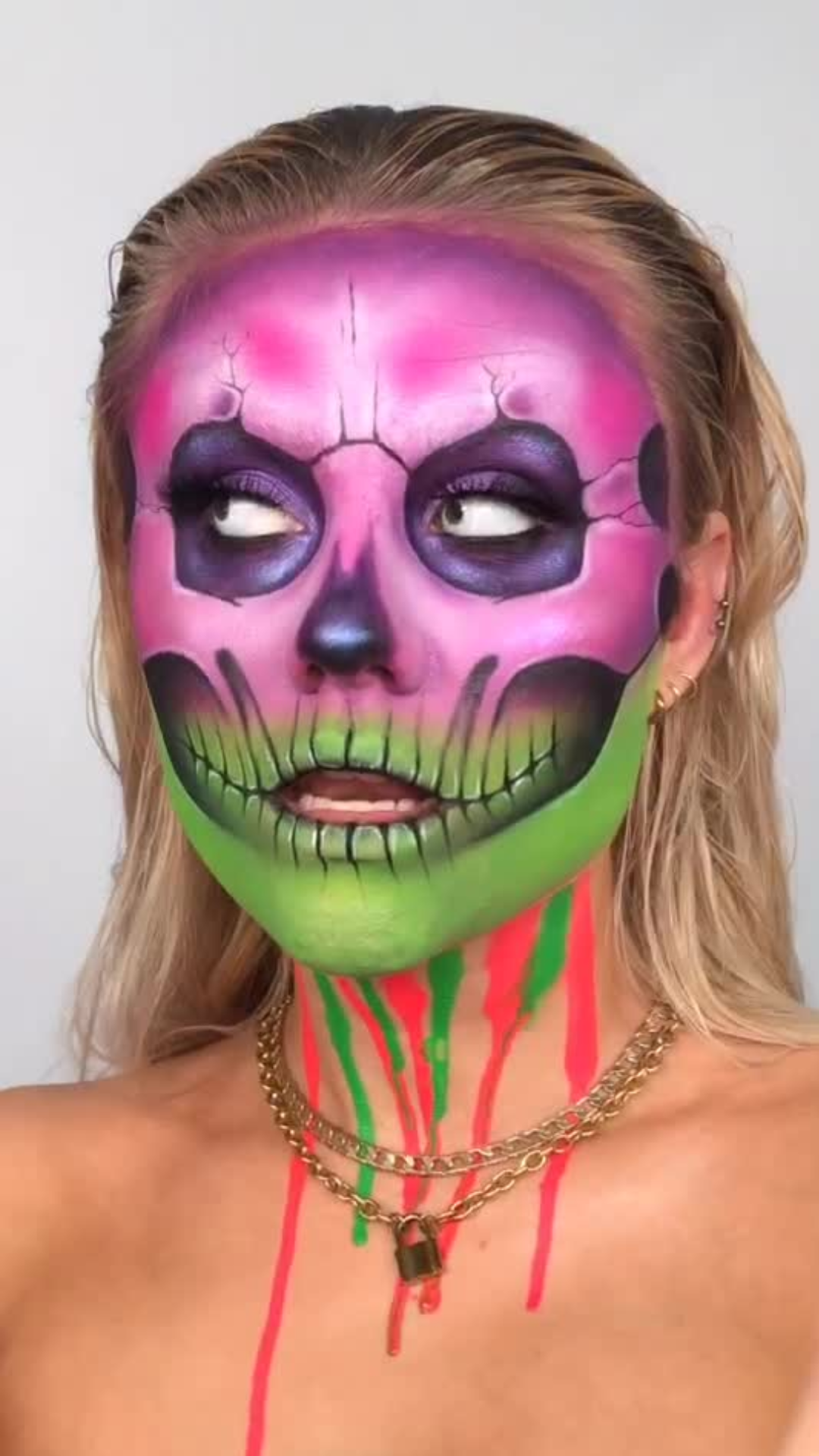 Behind the scenes of my skull collab with MarijaCreates