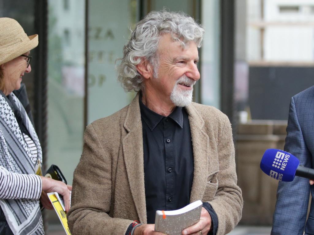 ‘Disturbing’ detail as artist cleared of charge