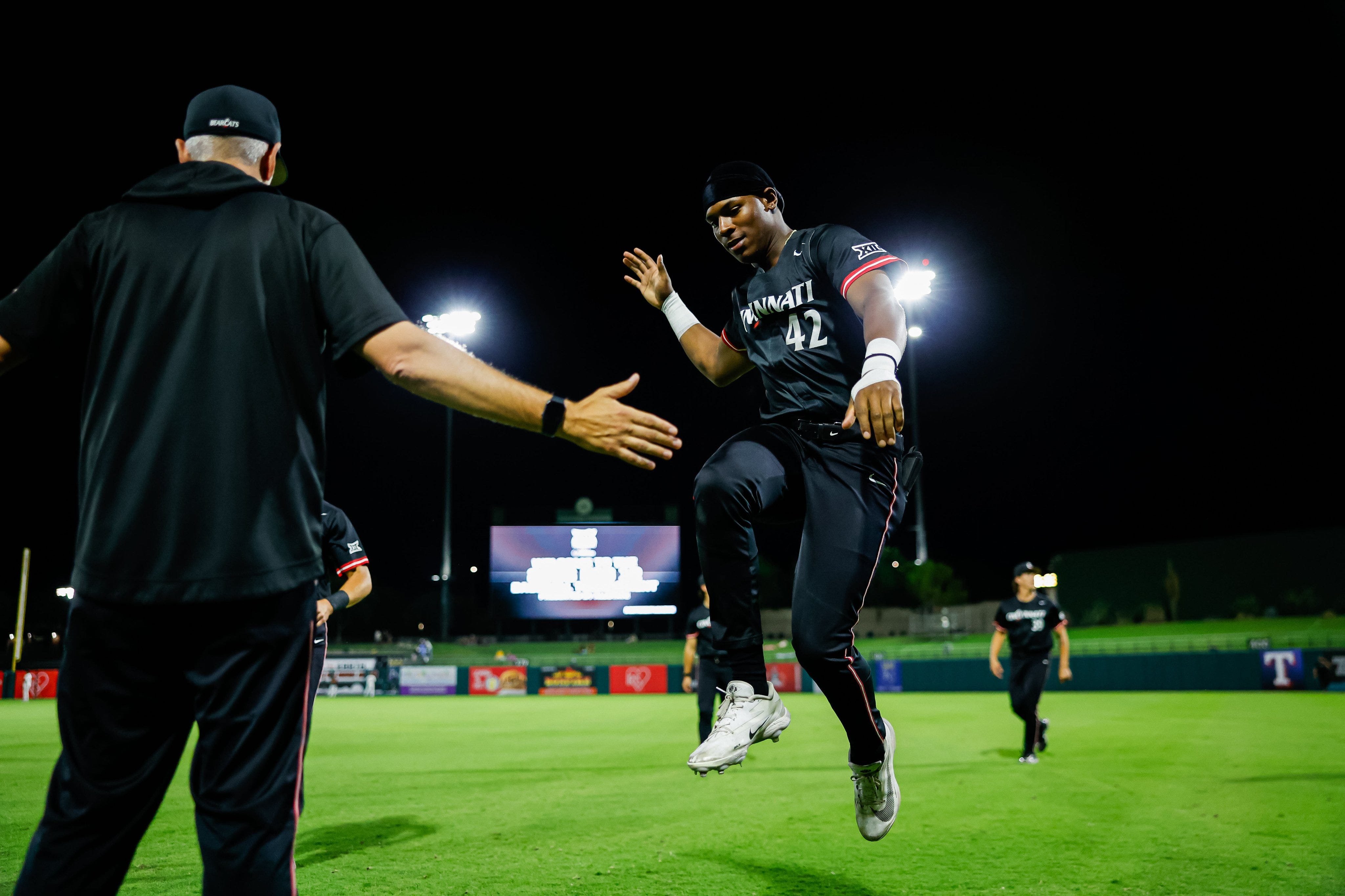 UC Bearcats baseball eliminated in Big 12 tourney by Arizona State