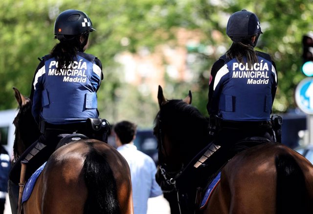 Detenidos seis Latin King por agredir y robar el móvil a un joven en la ...
