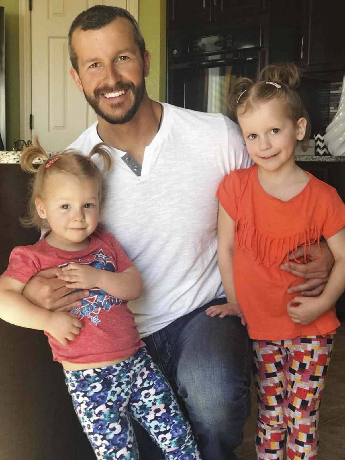 Disturbing reason why Chris Watts keeps photos of his murdered wife and ...