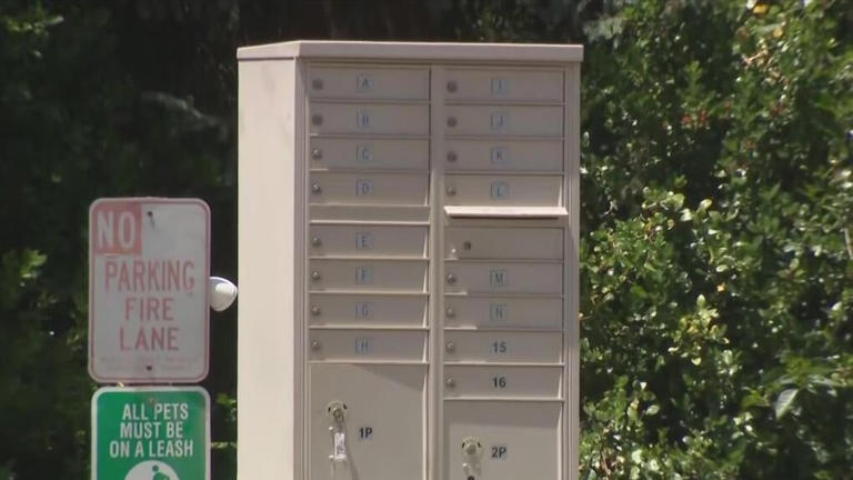 Mountain View apartment complexes continue to deal with rash of mail thefts