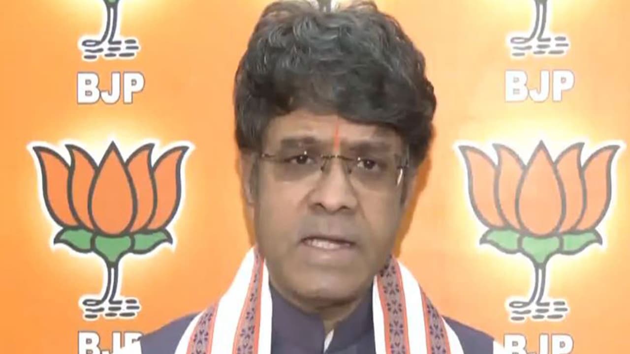 Rahul Gandhi 'politically bankrupt', lowers discourse: BJP's Kesavan