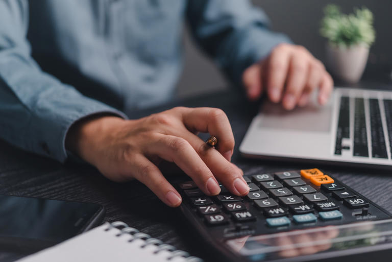 10 signs you're actually doing better financially than most Americans ...