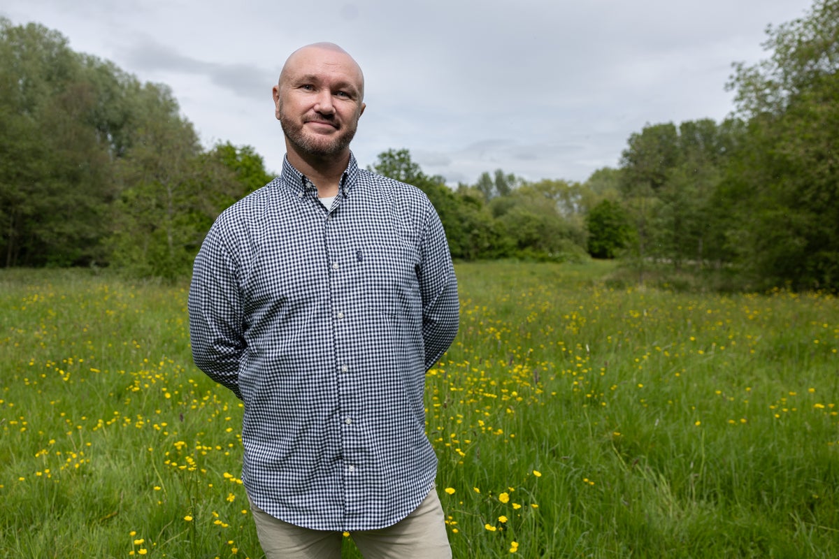 Ex-Green by-election candidate apologises for ambulance attack post