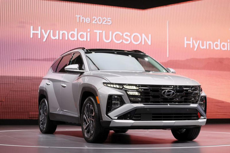 Hyundai to recall over 421,000 US vehicles over software brake issue ...