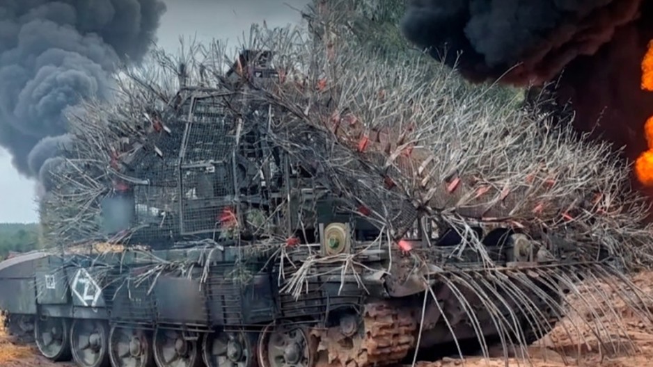Seht, wie 100 russische Panzer im Donbass-Massaker der «Grünen Meile ...