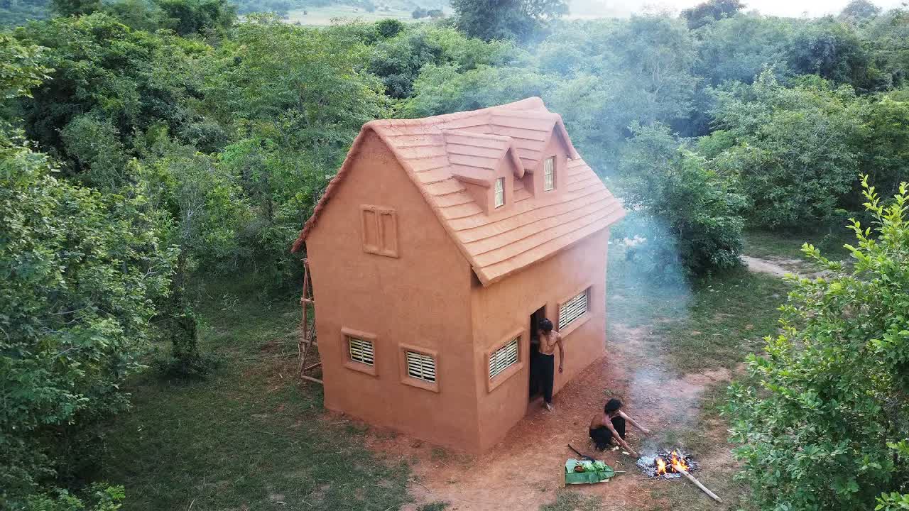 He disappeared into the wild... then created a luxury mud mansion