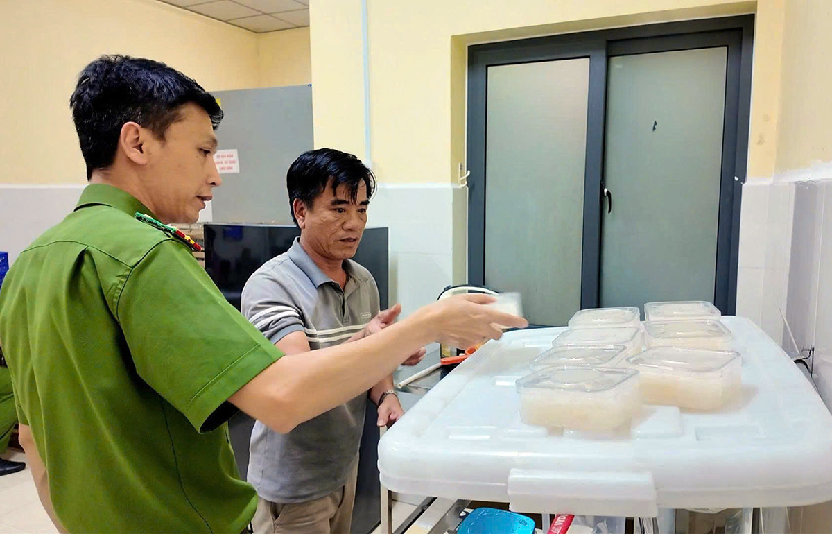 Bắt giám đốc công ty sản xuất 11.000 hũ yến kém chất lượng