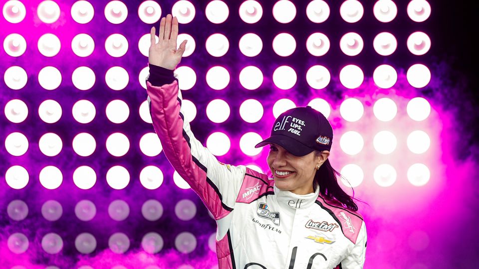 Katherine Legge finishes the Coca-Cola 600 after her bid for historic ...