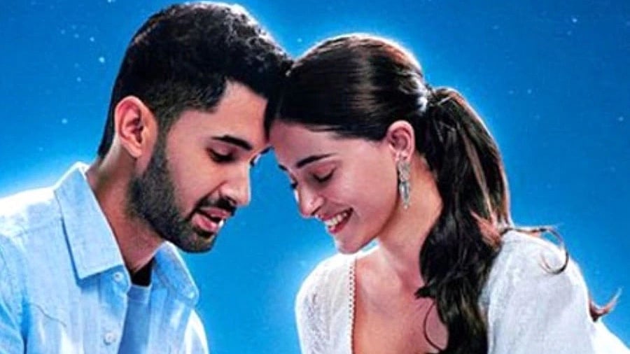 Chand Mera Dil movie review: Lakshya-Ananya starrer is brimming with ...