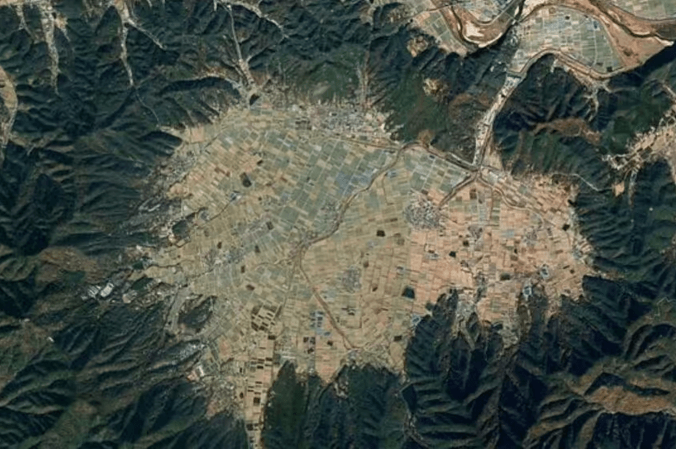 Alien material uncovered inside Earth's crater rewriting human history