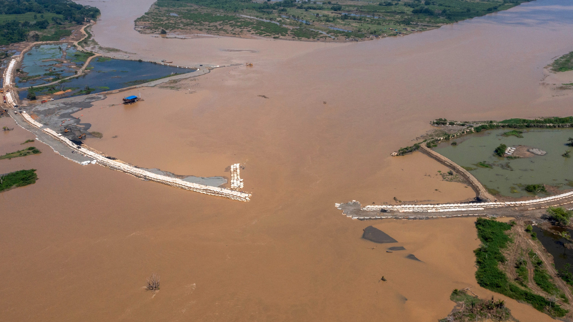 The deadliest dam collapses and failures in history