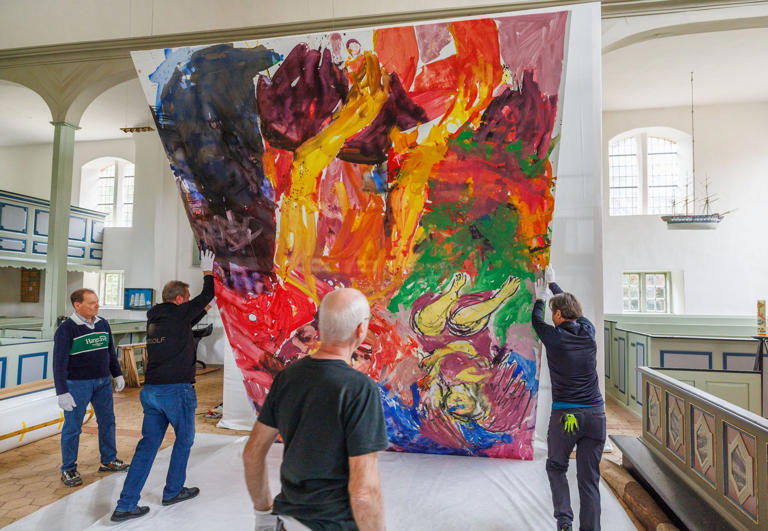 Bei Tag und Nacht – Seemannskirche zeigt Baselitz-Gemälde