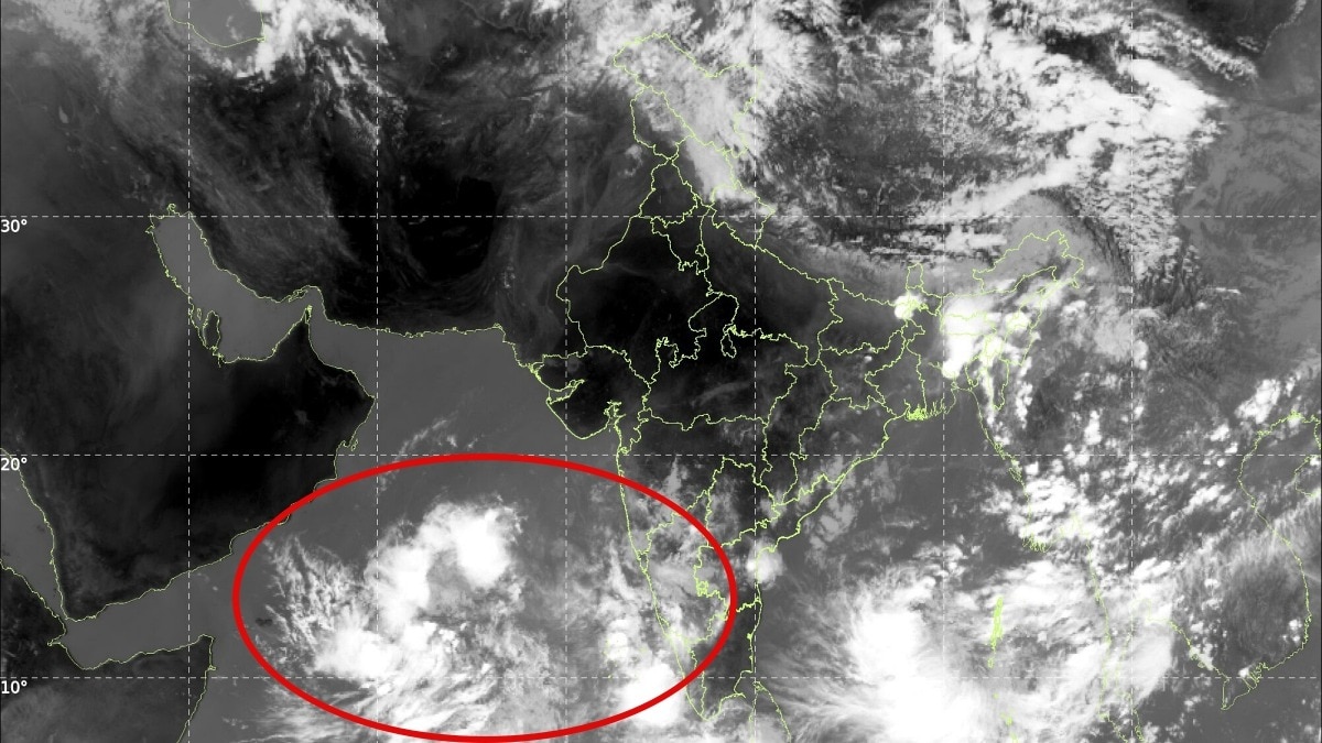 Standby for rain: Satellite captures big monsoon clouds approaching India