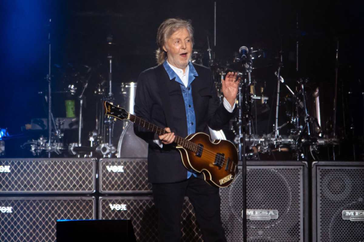 Paul McCartney closes Stephen Colbert’s final ‘Late Show’ with The ...