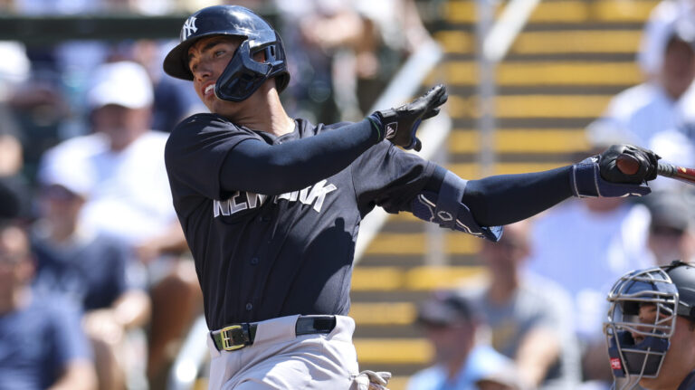 ESPN's top 10 MLB prospect rankings | Baseball's best young stars for 2026