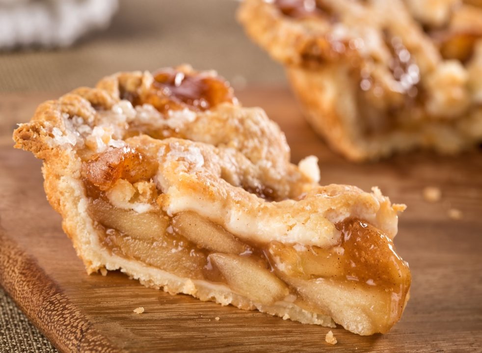 3 best apple pies at chain restaurants, according to a pastry chef
