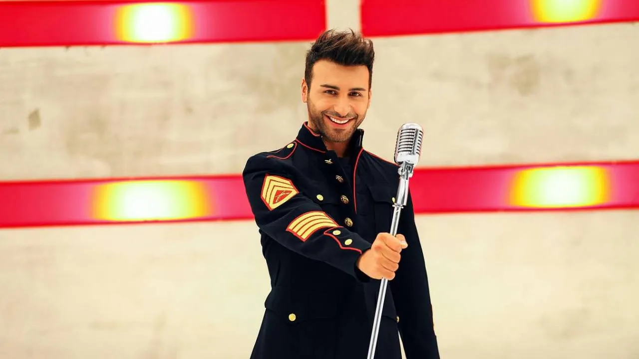 Tarkan'dan Emre Kaya'nın "Tarkan besteci değil" sözlerine 'palyaço'lu ...