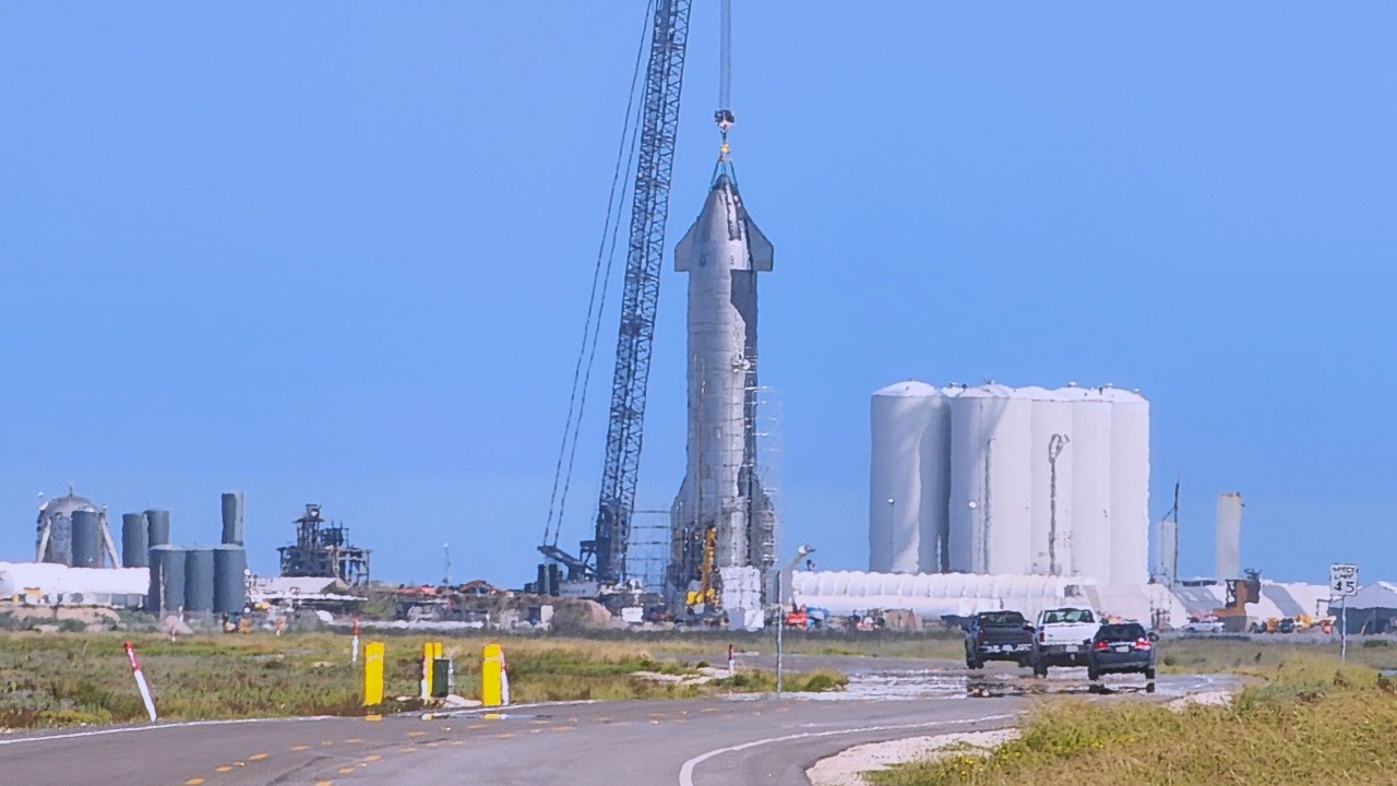 SpaceX scrubbed its giant Starship V3 seconds from liftoff as automated ...