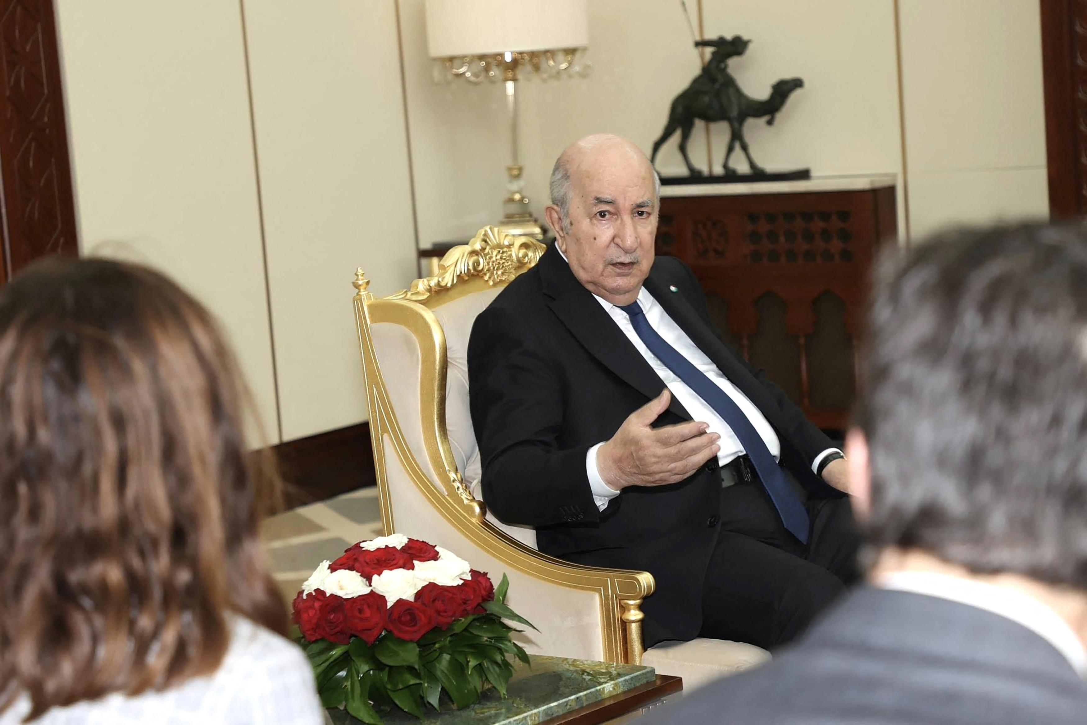 Algérie : le régime durcit le ton face à la France avec l'entrée en ...