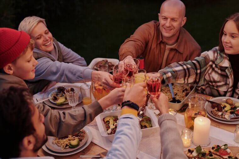 Beloved traditions from our era that are already starting to disappear