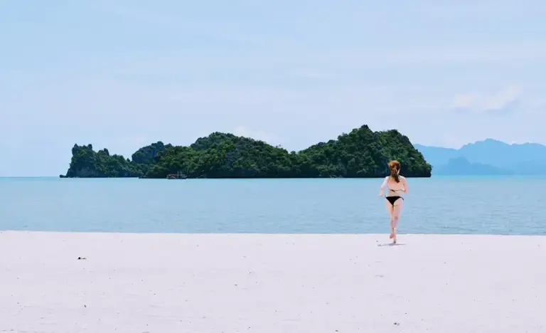 7 foods that act like natural sunscreen from the inside out