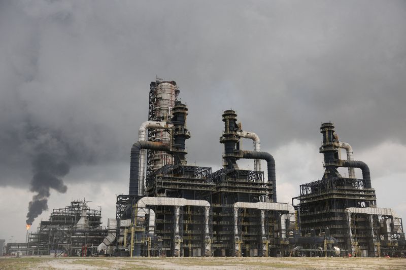 Nigeria's NNPC accuses Dangote refinery of seeking fuel monopoly in ...
