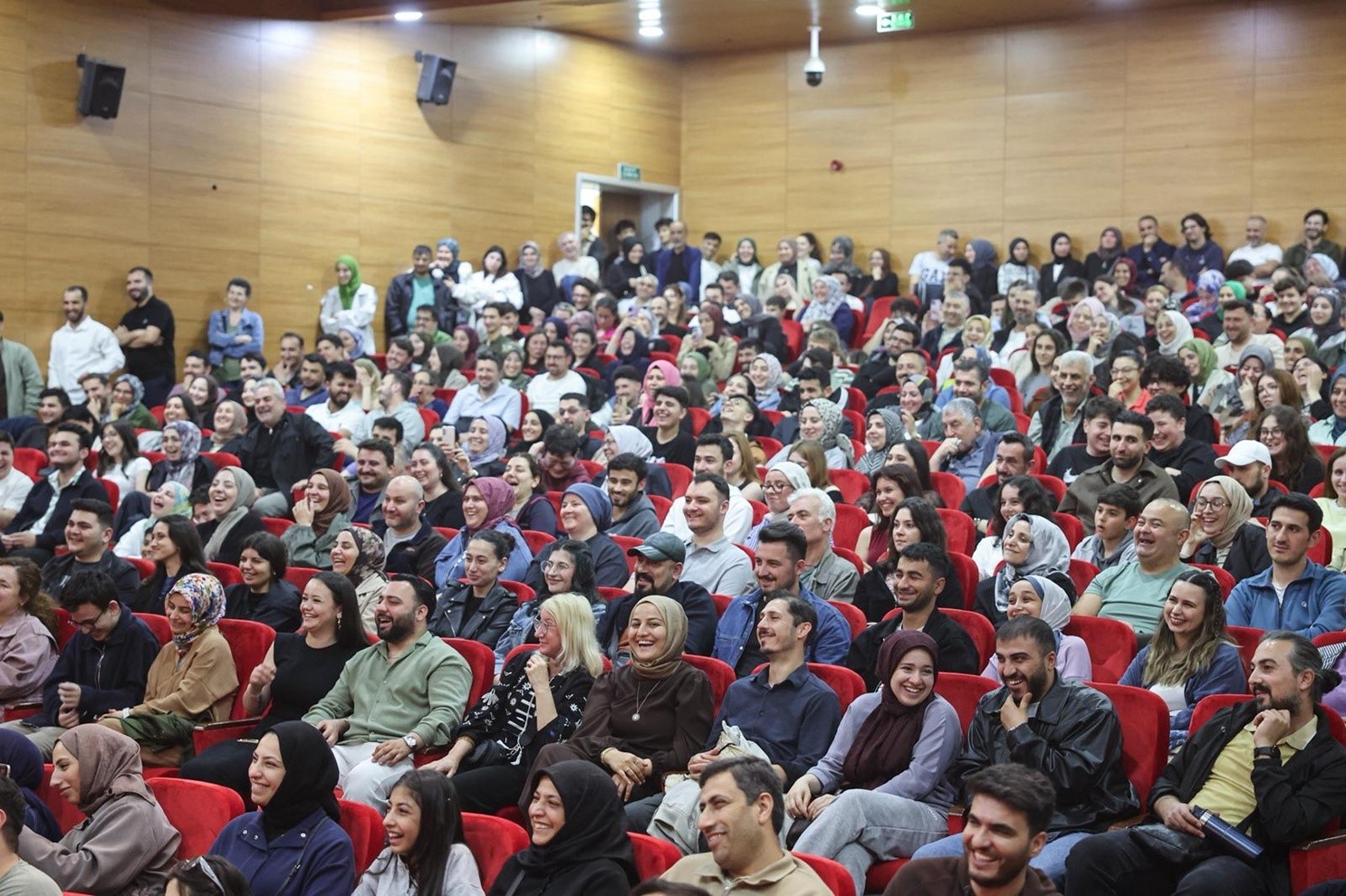 Senegalli Musti Sultangazi’de