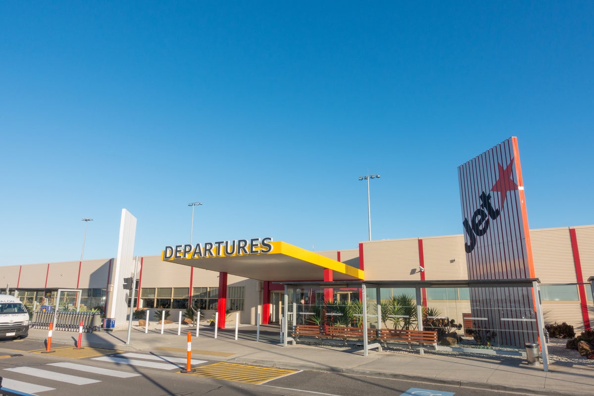 Laser hair removal device sparks bomb scare at Australian airport