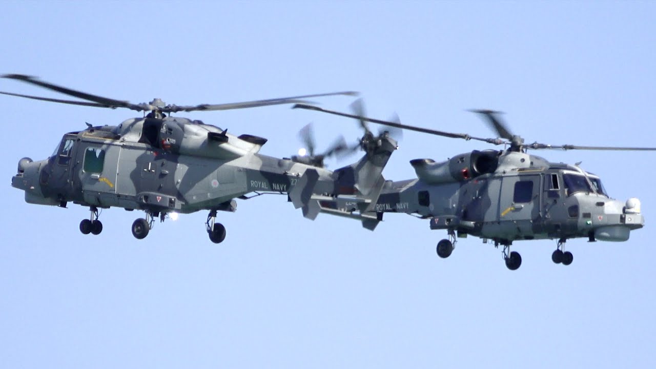 Watch the Black Cats fly low over water - then the Wildcat comes alive