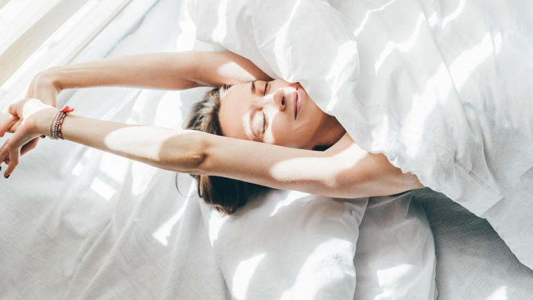 I couldn't sleep in the heat last year - this sleep therapist's hack ...