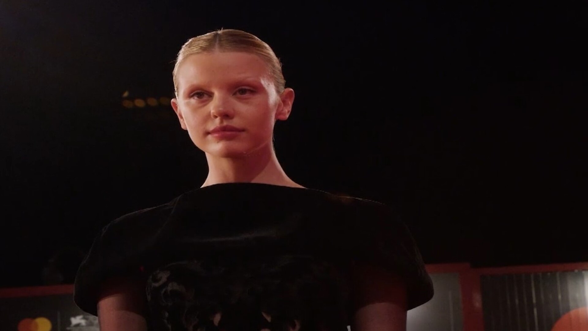 Elizabeth Debicki shines at glamorous events