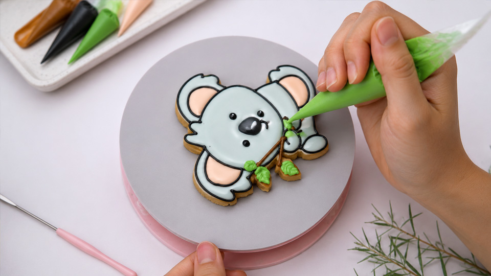 How do simple cookies become animal art?
