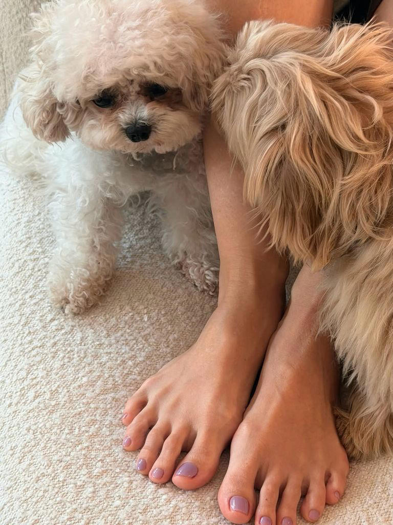8 pedicuras para la temporada de calor: del lila de Tamara Falcó al ...