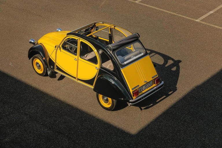 Citroën 2CV elettrica torna nel 2028: l'icona del dopoguerra rinasce ...