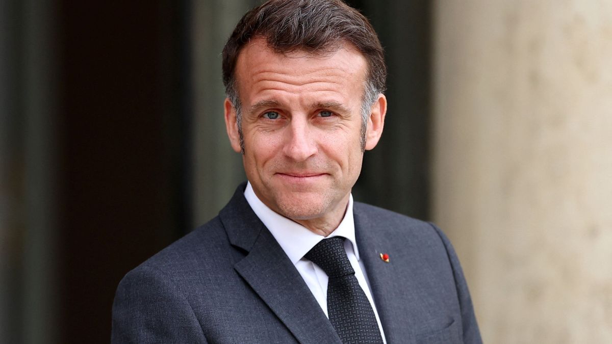 Macron anuncia investimento de US$ 1,16 bi em computação e microchips