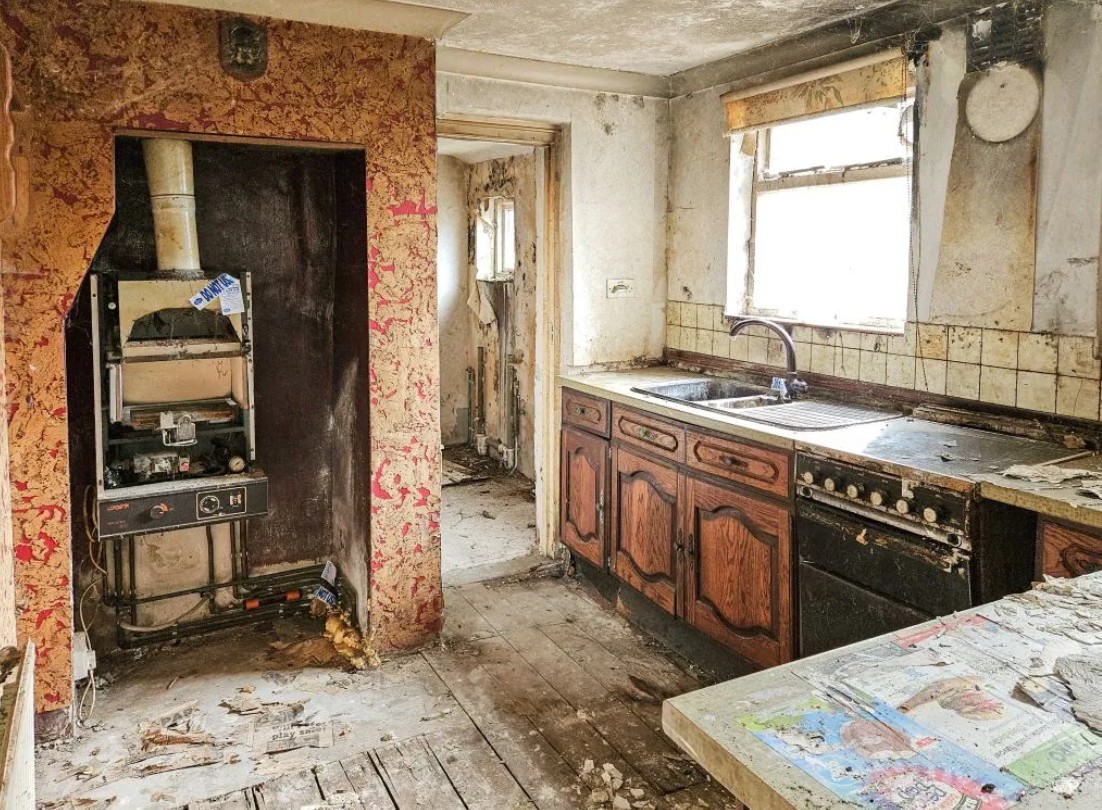 'Scope to add value by means of renovation' at dilapidated Hayling ...