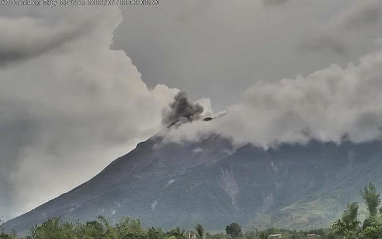 Ash emission observed from Kanlaon Volcano crater, says PHIVOLCS