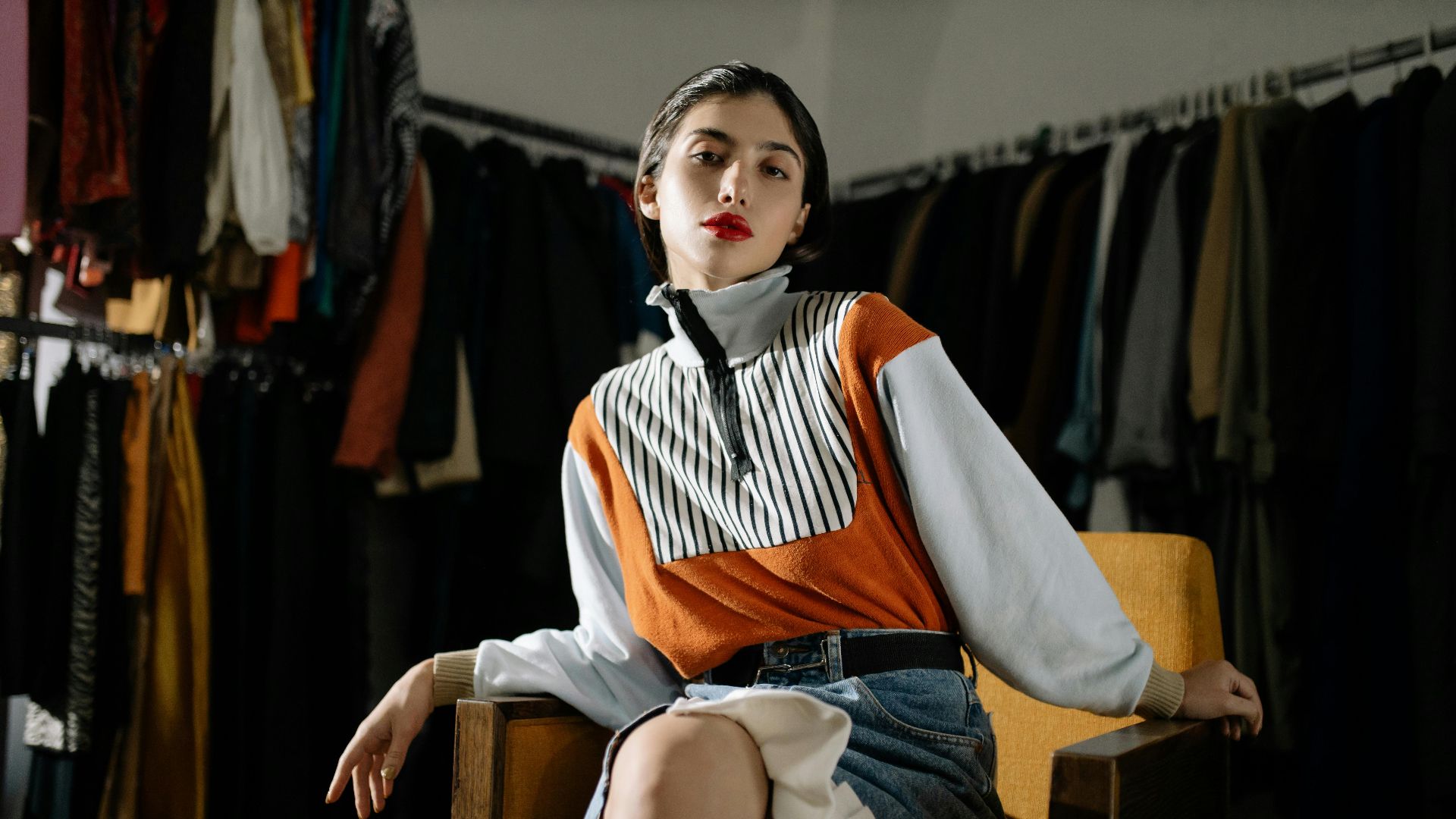 20 façons de se constituer une garde-robe capsule sans se lasser
