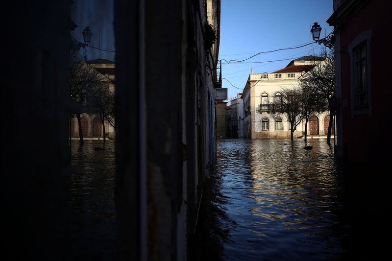 Portugal says budget balance 'extremely difficult' after huge storm costs