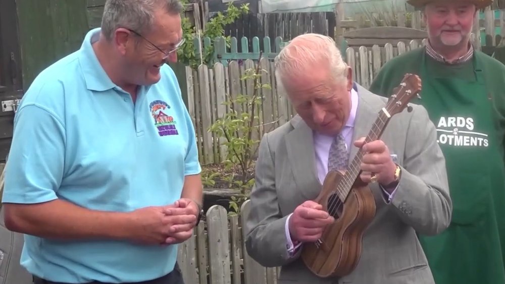 King Charles surprises with ukulele performance in Northern Ireland